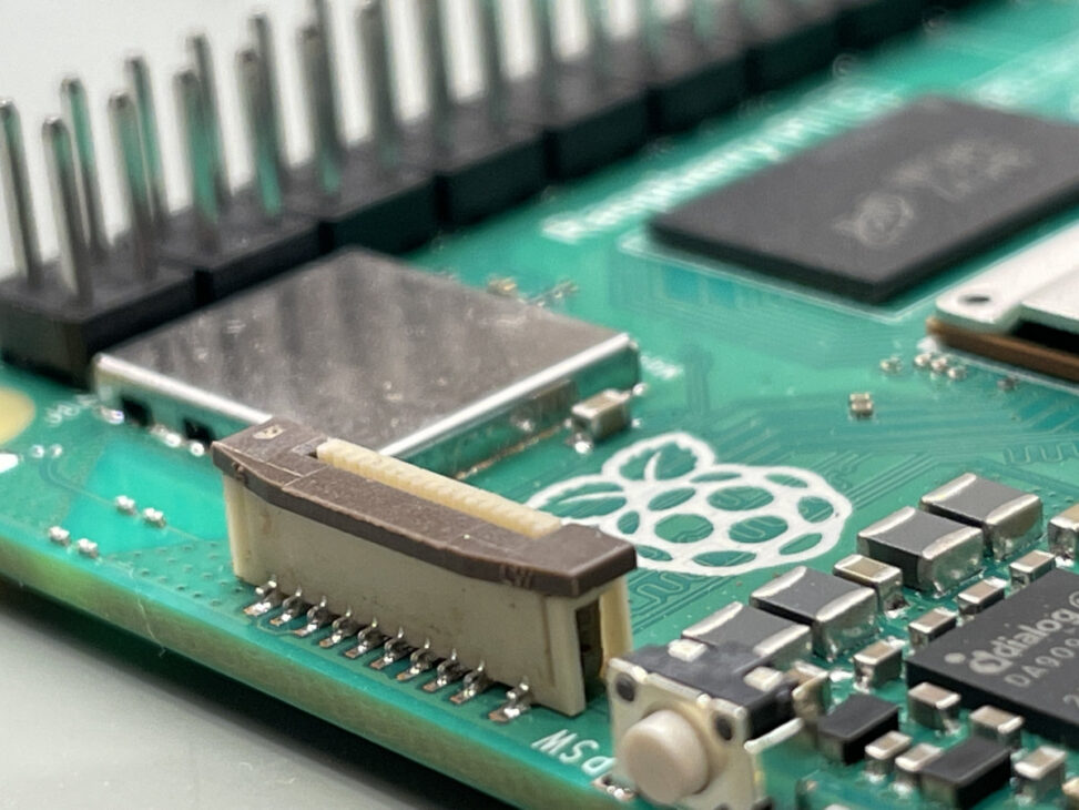 Raspberry Pi 5 Review: The Fastest Pi Yet • magazin Mehatronika